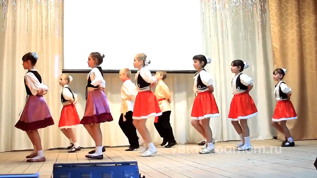 Танец коллектива "Созвездие" . Концерт ко Дню Матери. - YouTube