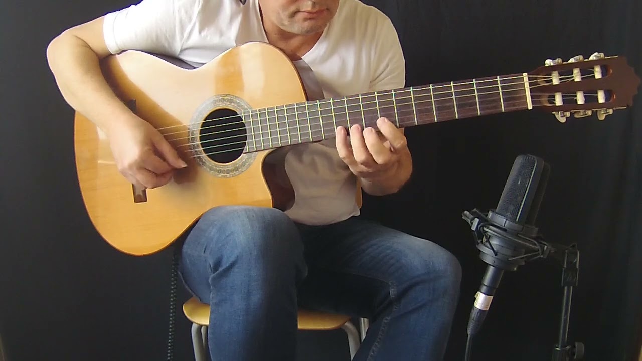 Chicken Bop (E Gombart) - YouTube