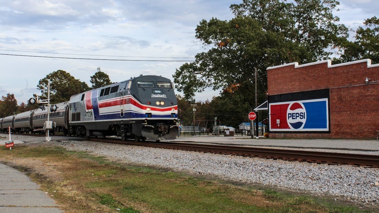 Amtrak's "Pepsi Can" Unit Passes a Vintage Pepsi Sign - YouTube