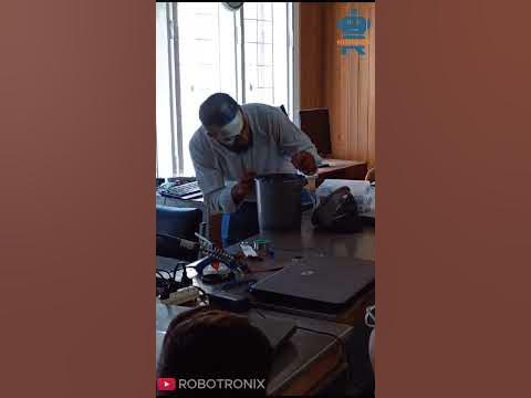 STEAM Robotics Expert Shares Top DIY Project for Kids! | Robotronix - YouTube