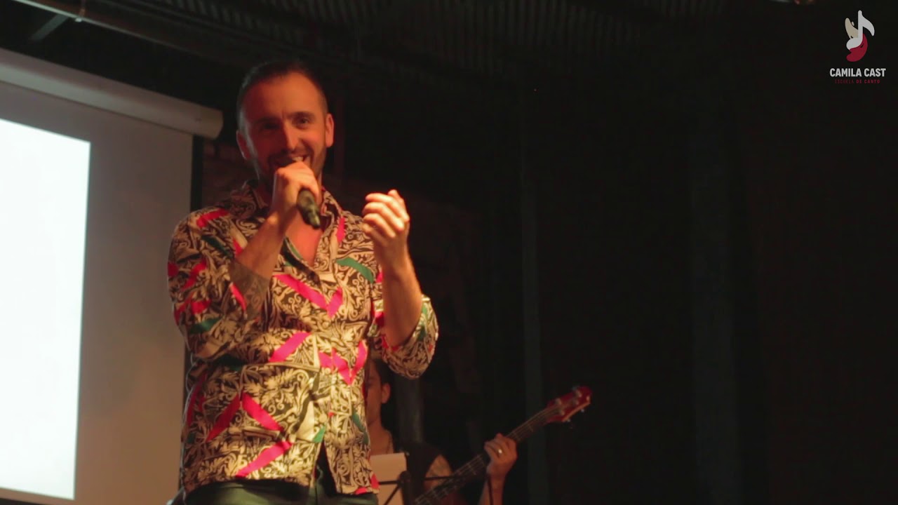 La ciudad de la furia- Maxi Jersak (Soda Stereo cover) - YouTube