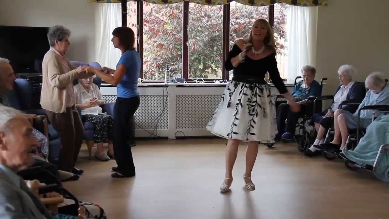 Melanie Baines, care home singer, performing at Westfield Lodge Care ...