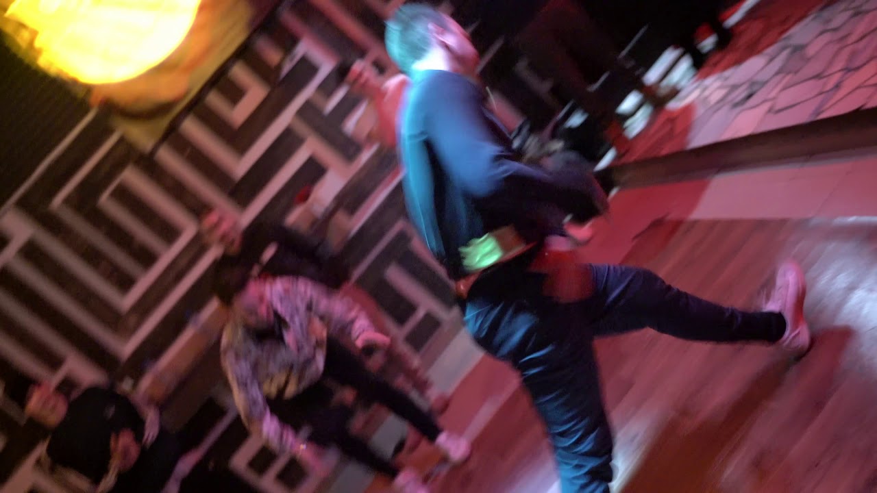 Breakdance - From - To PARTY Vol.3 - Rubik art and music - YouTube