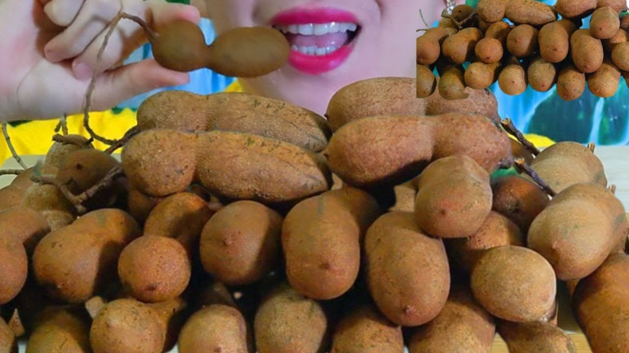 Eat Sweet Tamarind Natural So Delicious| Eat In My Countryside |English ...