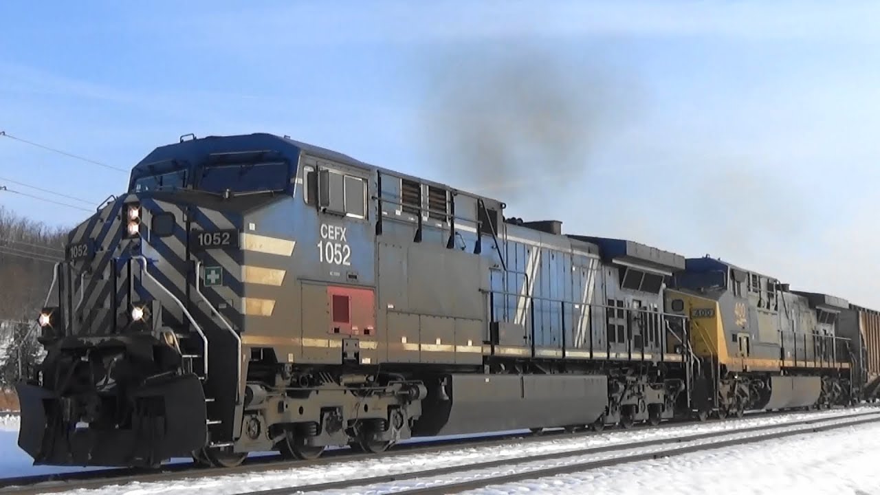 CEFX 1052 w/ CSX & CP Power, Davenport, IA, 11/29/18 - YouTube