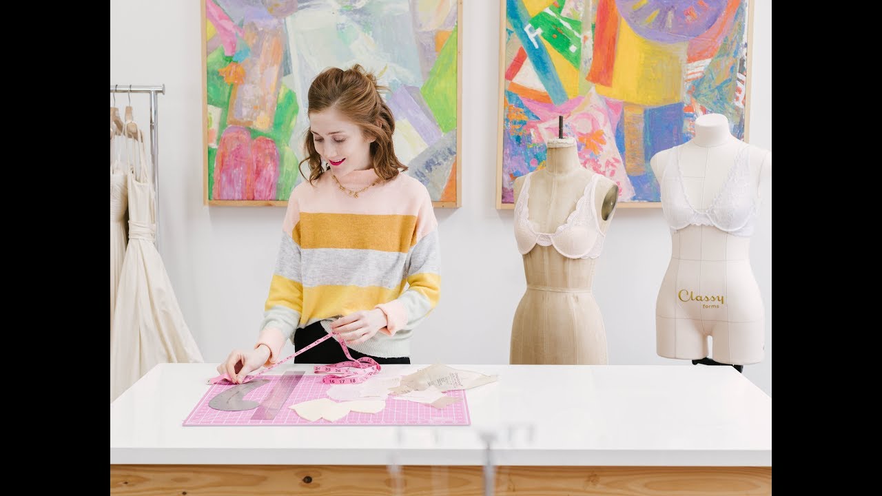 Foam Bra Cups Tutorial for Madalynne X Simplicity 8436: Episode 1 - YouTube