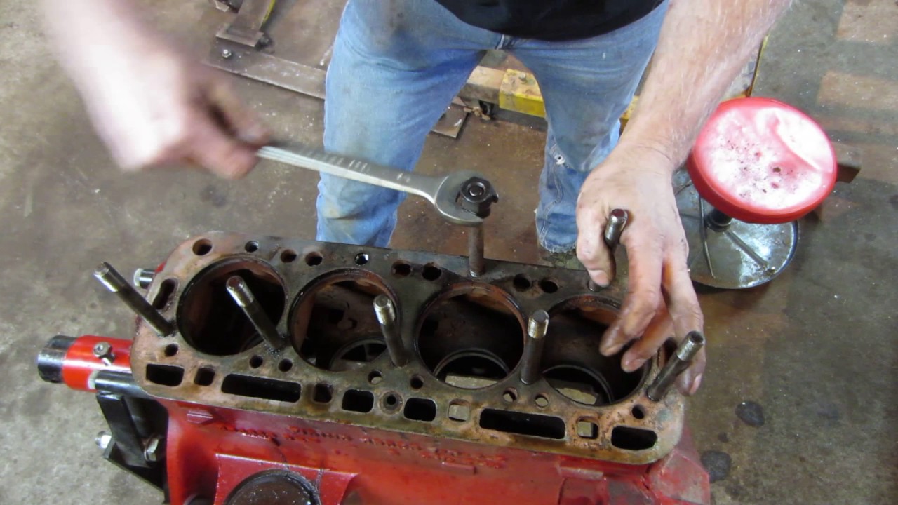 1941 farmall tractor engine repair pt3 - YouTube