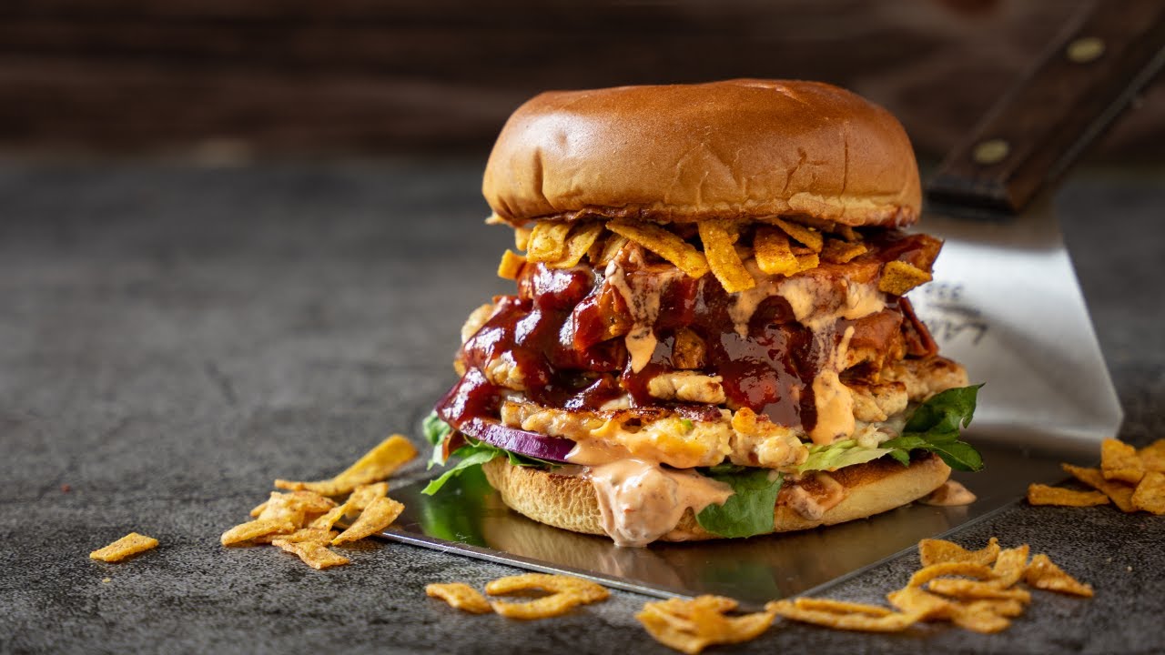 Whole Chicken Burger! | Ground Chicken | Beer Can Chicken - YouTube