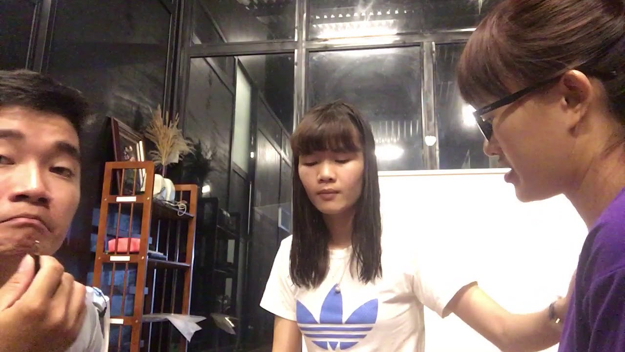 Say a story with your friend .Alan,Jennifer,waris.A2june - YouTube