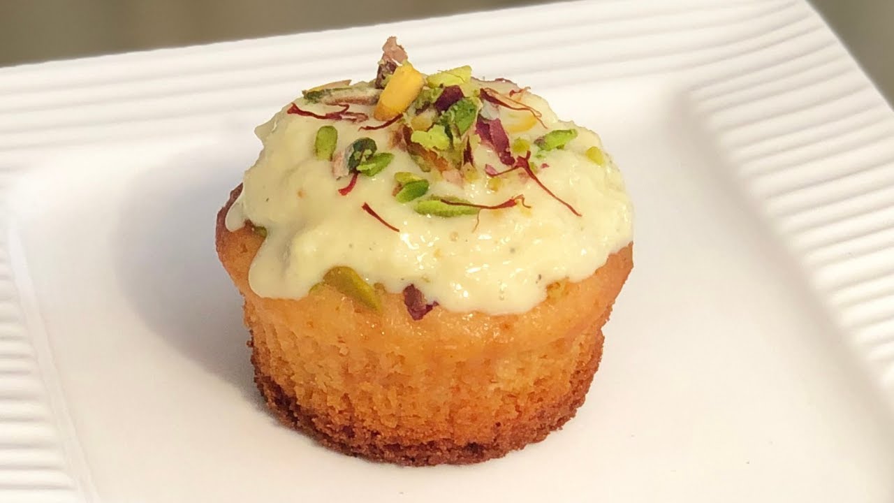 Super Soft Mawa Malai Cake in Kadai |No Cream,No Egg, Oven, Condensed ...