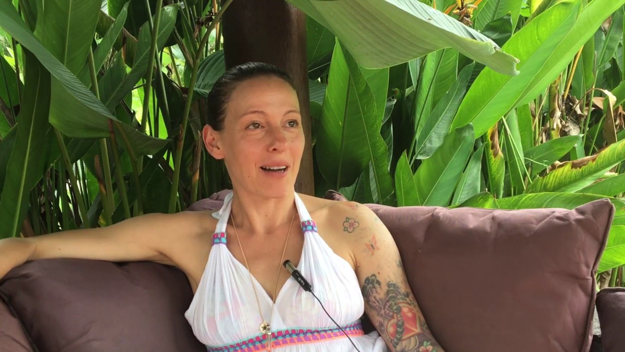 Feminine Awakening Retreat Testimonial ~ Daniela (German) - YouTube