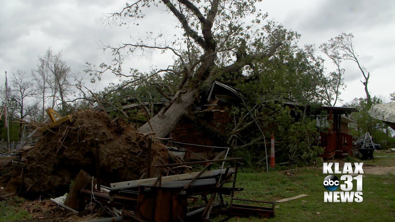 Severe storms across Southeastern U.S., Tornado damages property in ...