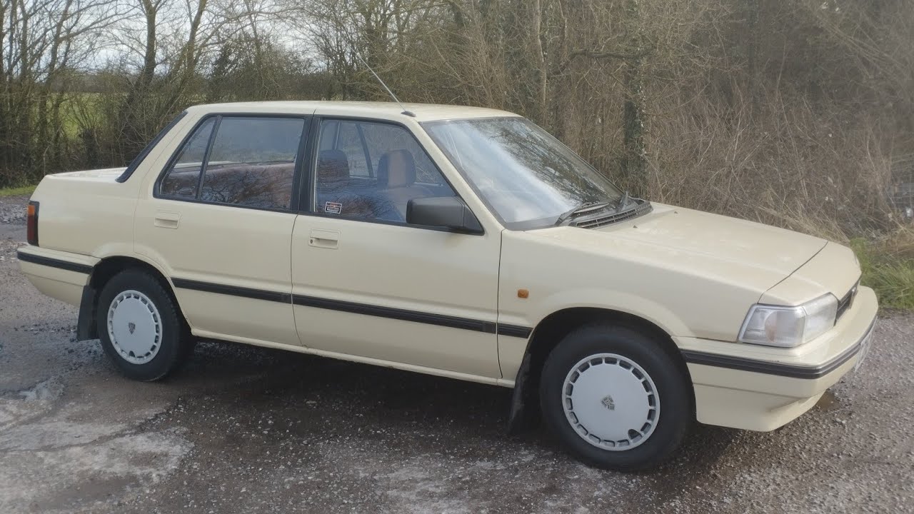 A Drive in a Rover SD3 213s - YouTube