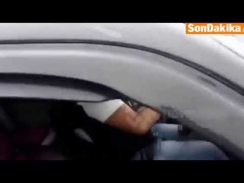 Serumla Araba Kullanan Adam