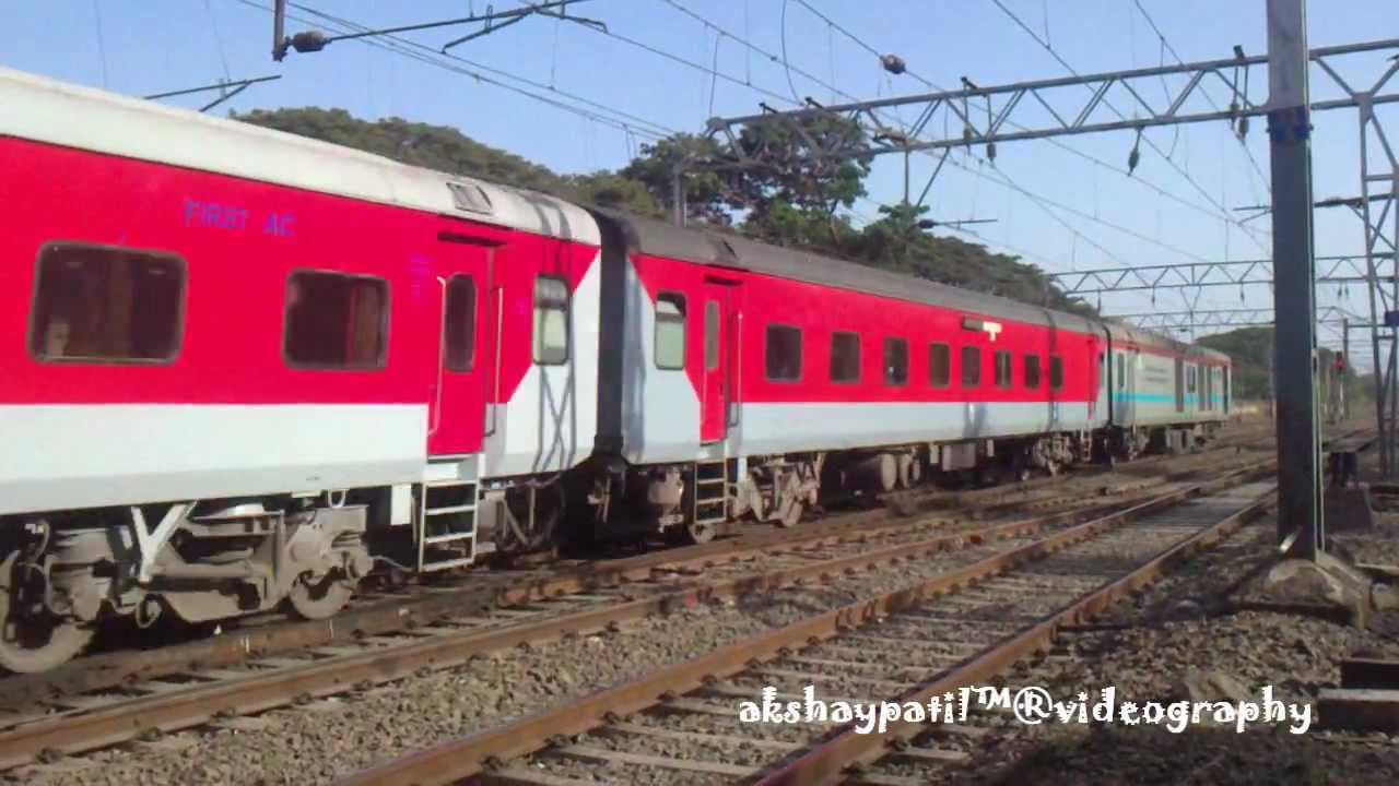 12951 MUMBAI RAJDHANI WITH 2 FIRST AC COACH AT BORIVALI - YouTube