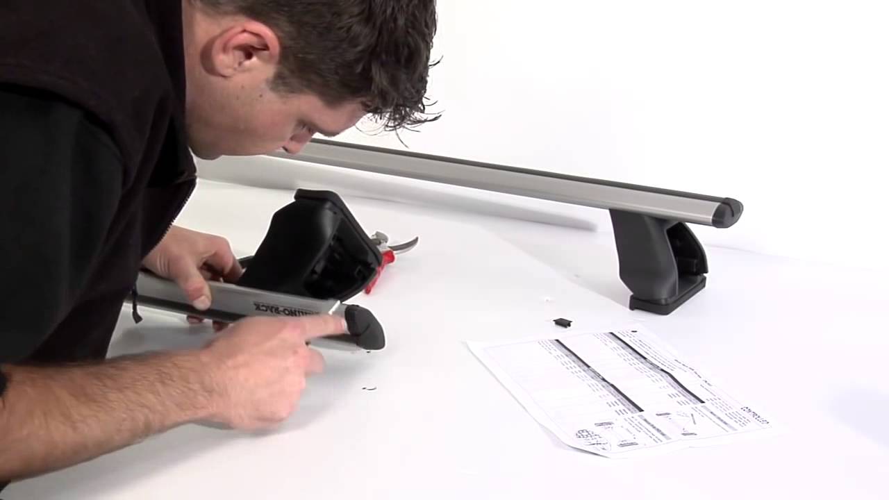 Rhino Rack's 2500 Aero Series Roof Racks - YouTube