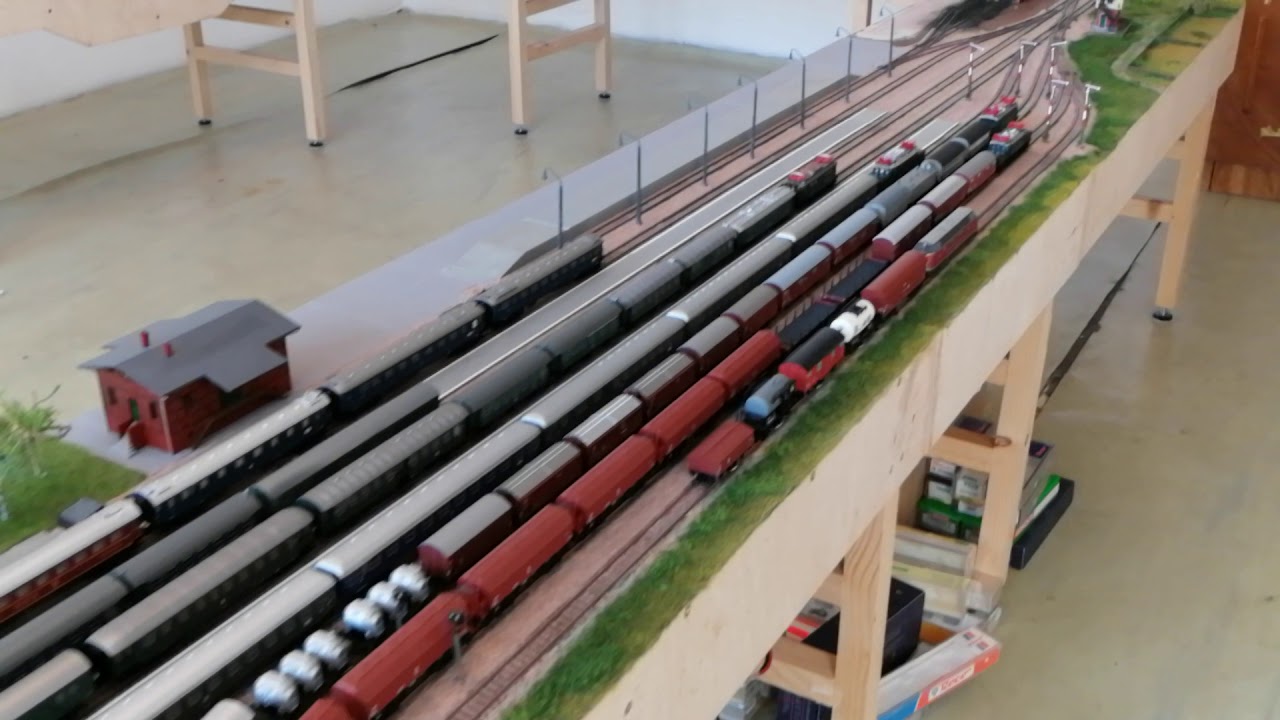 Elef's layout main station - YouTube