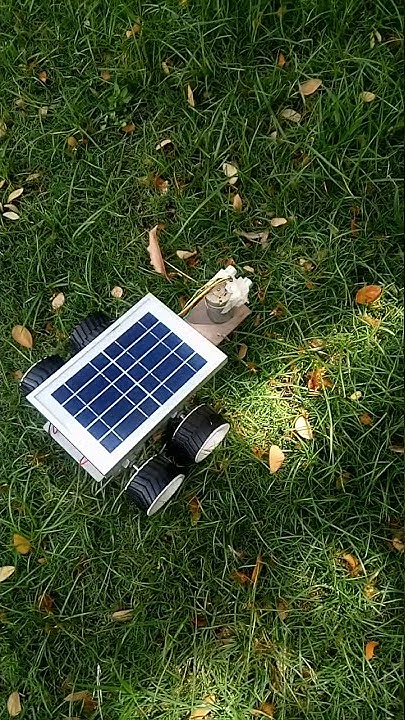 grass cutter robot using solar panel - YouTube