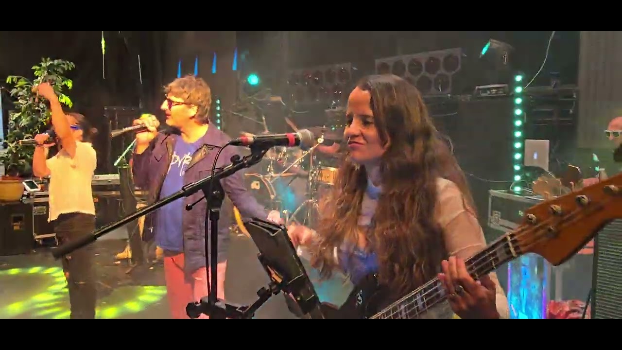 Spiro Band en Villel de Mesa (2024) - YouTube