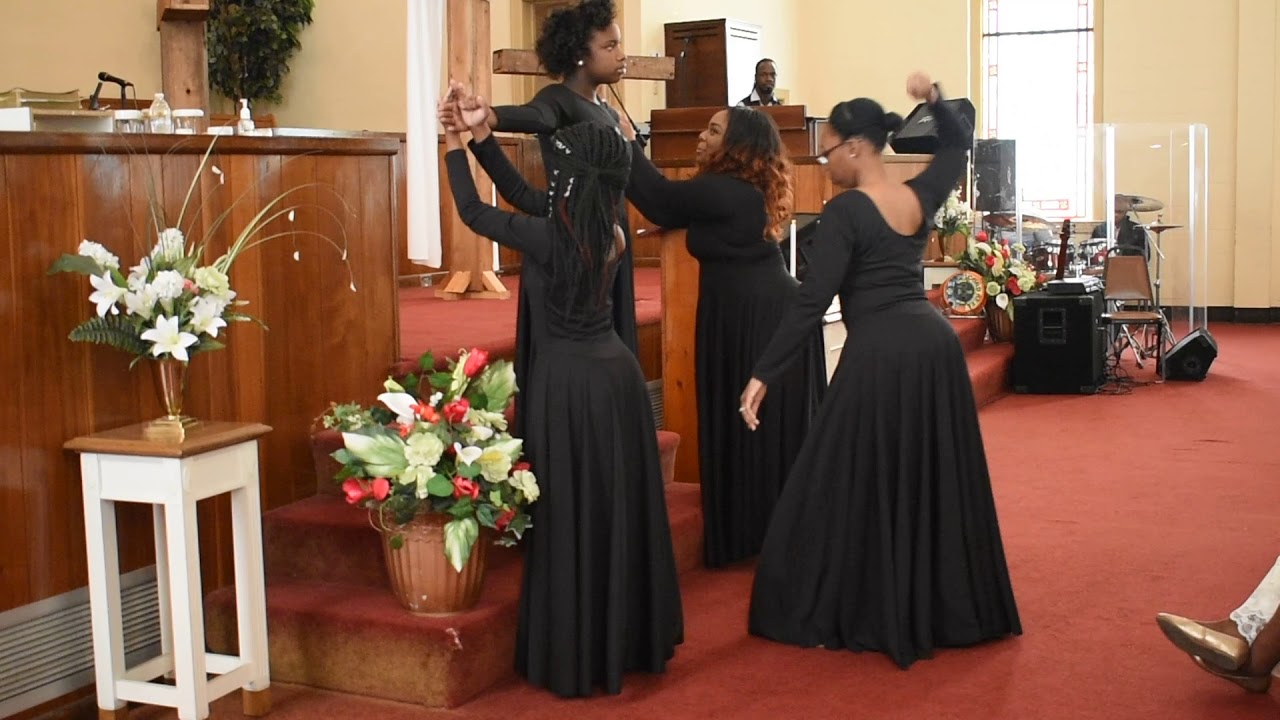 Praise Dance during Easter Sunday Service 04012018 - YouTube
