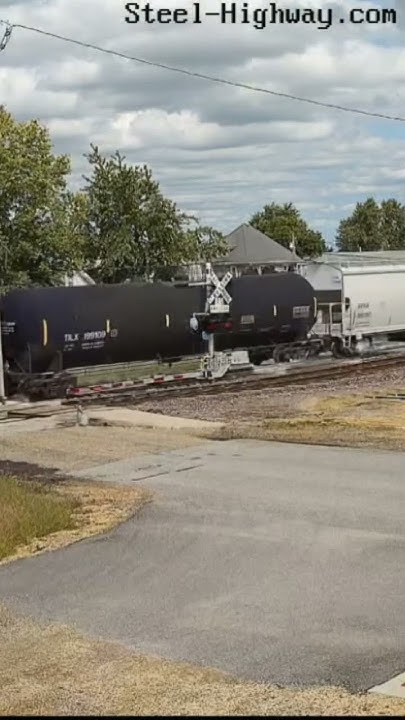 UP 6310 "Ex-SP" Leading WB Manifest in Grand Mound, IA on September 18, 2022 - YouTube