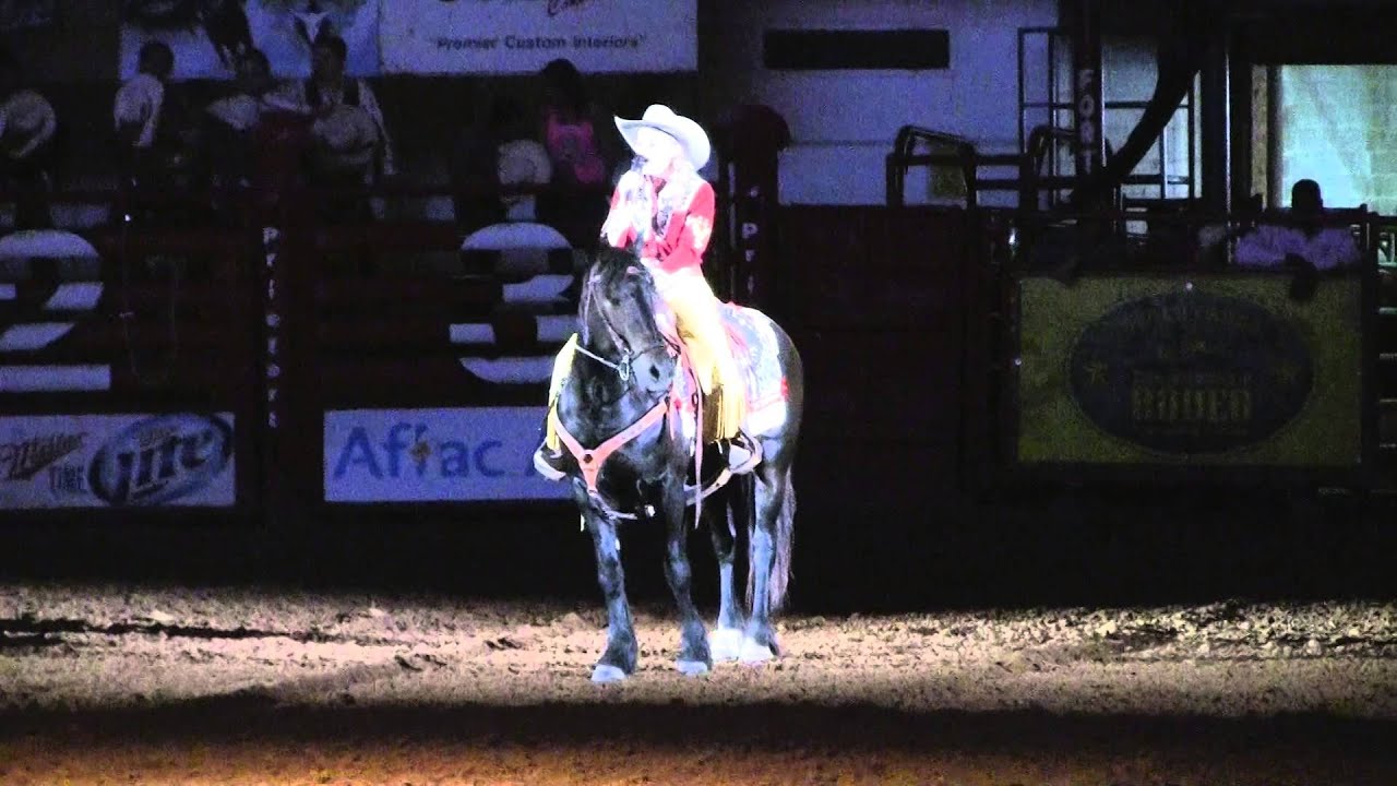 Kristyn Harris Sings the National Anthem Horseback - YouTube