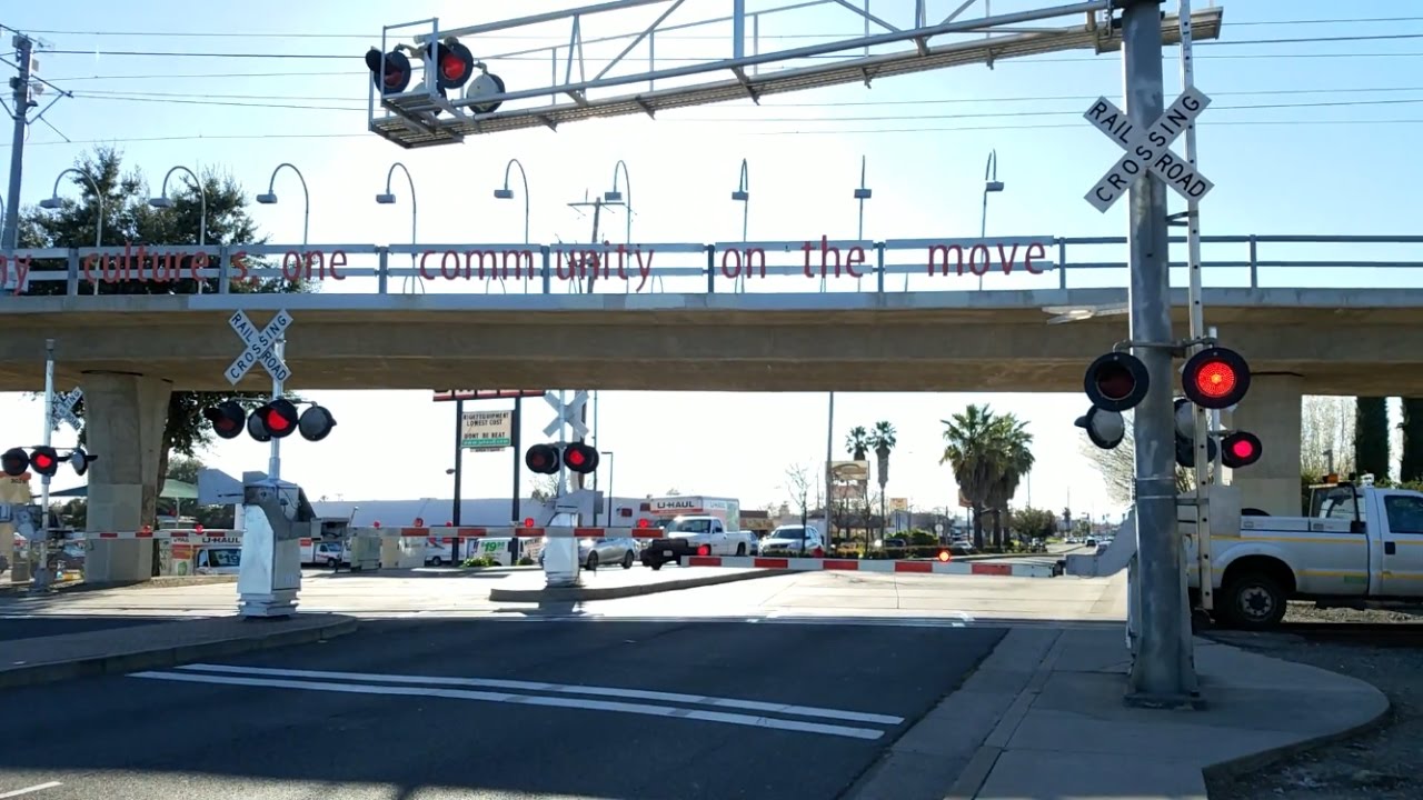Florin Road Railroad Crossing, UP Hi-Railer Truck Inspecting, New Gate ...