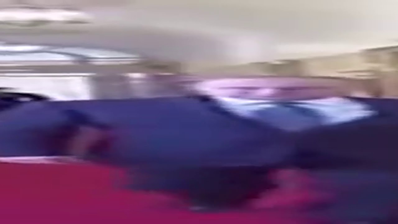 Wide Putin walking but he's always in frame in super ultrawide(32:9 ...