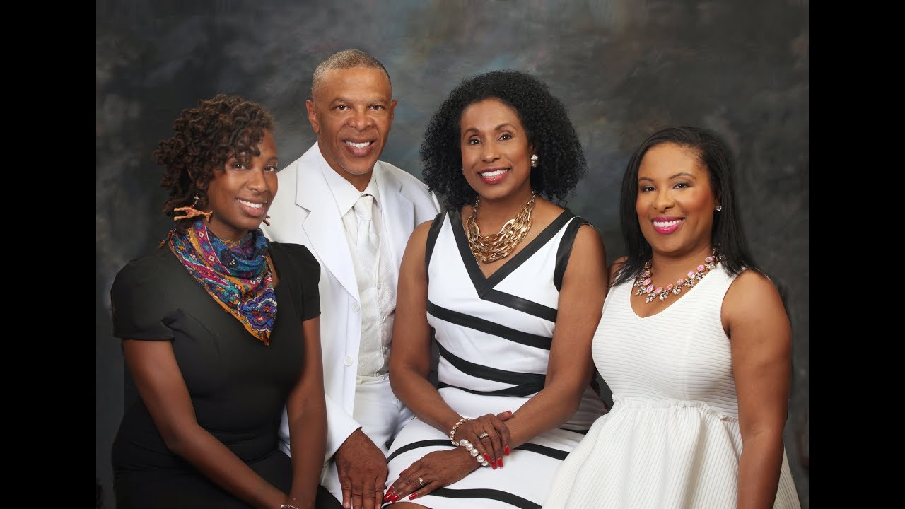 Salute to Families - Dr. Viv & John Ewing Family, Community Service ...