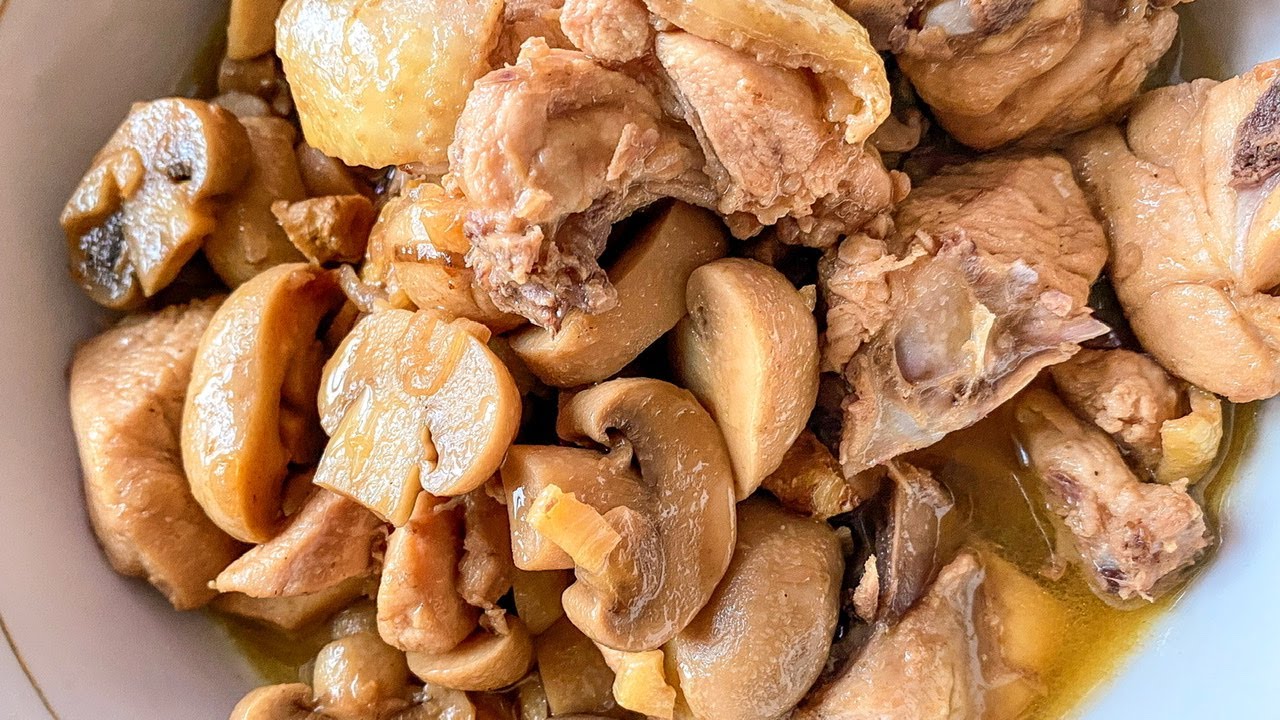 Ayam Masak Cendawan Butang | Chicken Cooked with Button Mushroom and ...