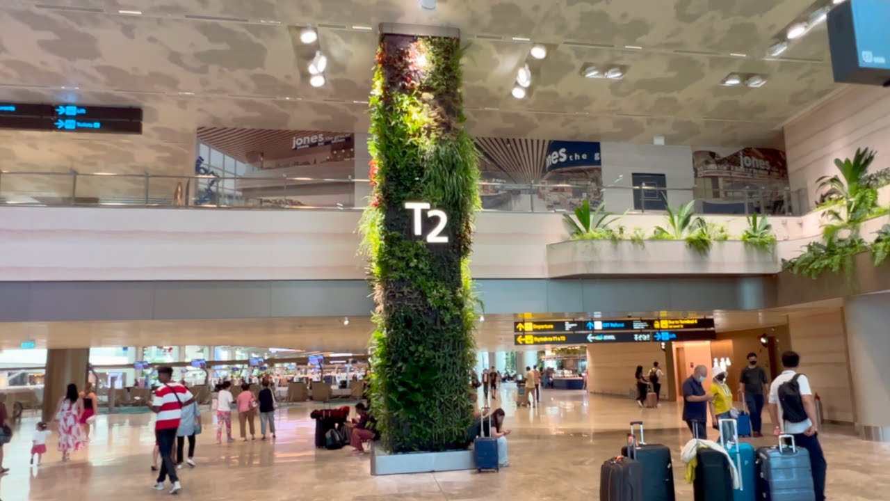 New T2 opens at Changi Airport, the best airport in the world.🛫 - YouTube