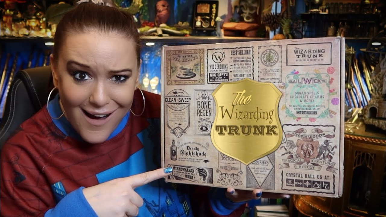 🧳 THE WIZARDING TRUNK 'MAGICAL ALLEY' BOX UNBOXING | VICTORIA MACLEAN ...