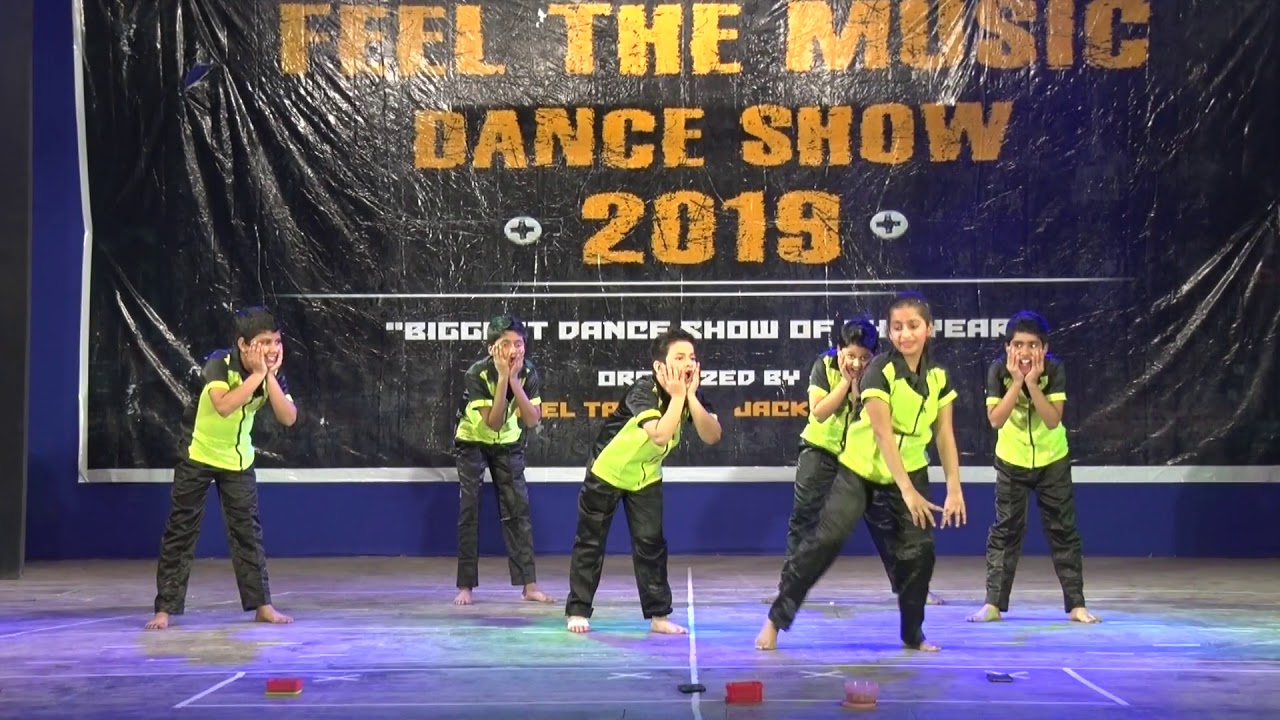 COMEDY DANCE | FEEL THE MUSIC DANCE SHOW 2019 - YouTube