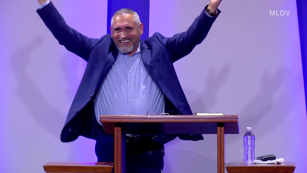 MLDV Nuestro Refugio, Jesus - Apóstol Jose R. Villatoro - YouTube