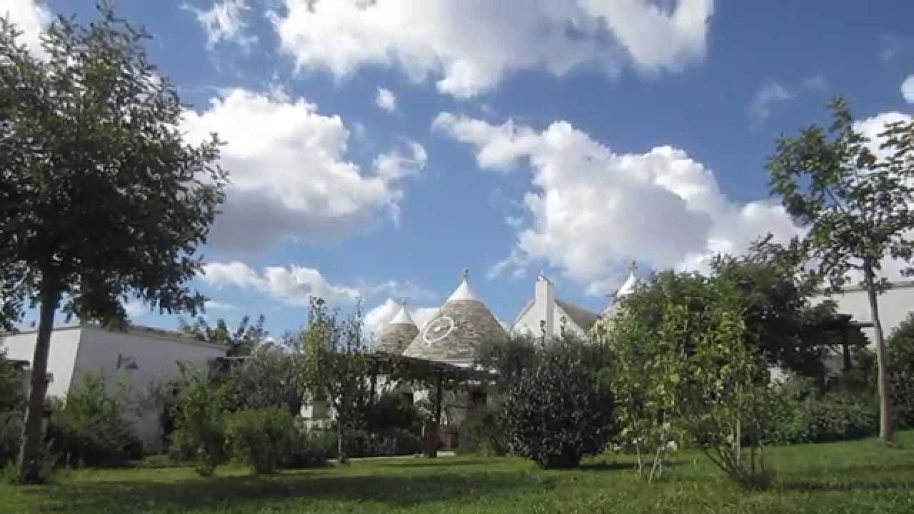 VAL D'ITRIA, TRULLI IN TIMELAPSE - YouTube