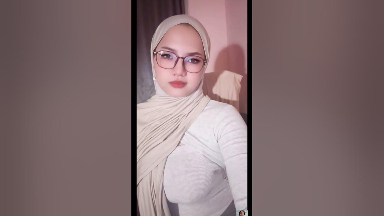 TERINDAH SENYUM BARU CEWEK JILBAB | bigo live hot #trending #live #girl #beautiful - YouTube