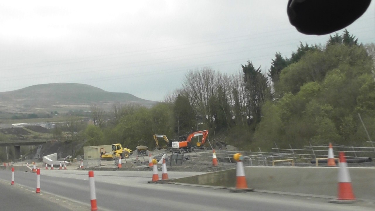 good roadworks a465 past Merthyr Tydfil Wales 9apr17 637p - YouTube