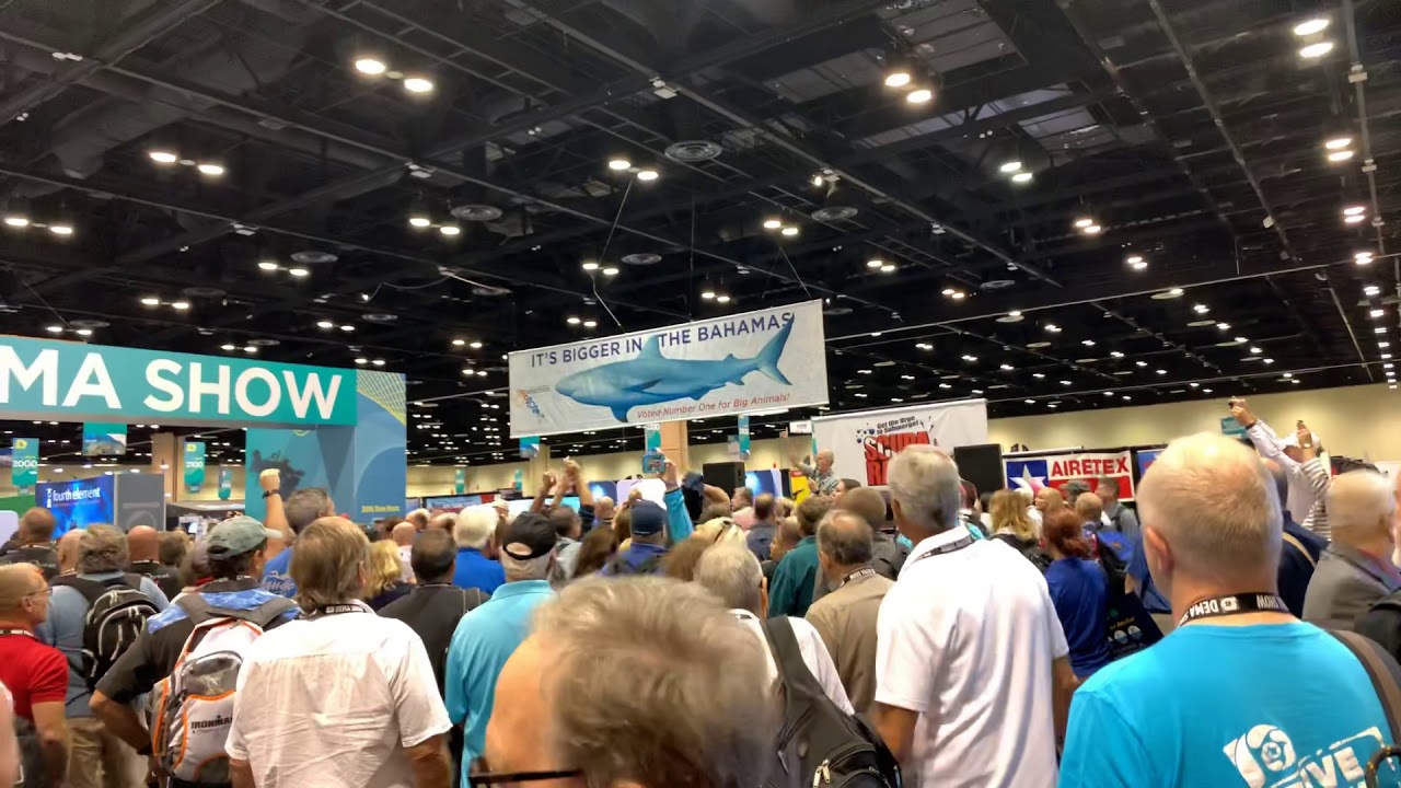 Opening of the dema scuba show 2019 - YouTube