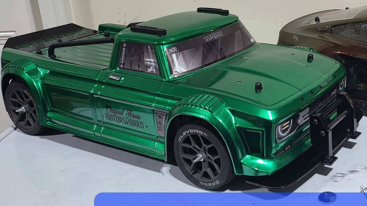 Arrma Infraction 3s BLX street bash - YouTube