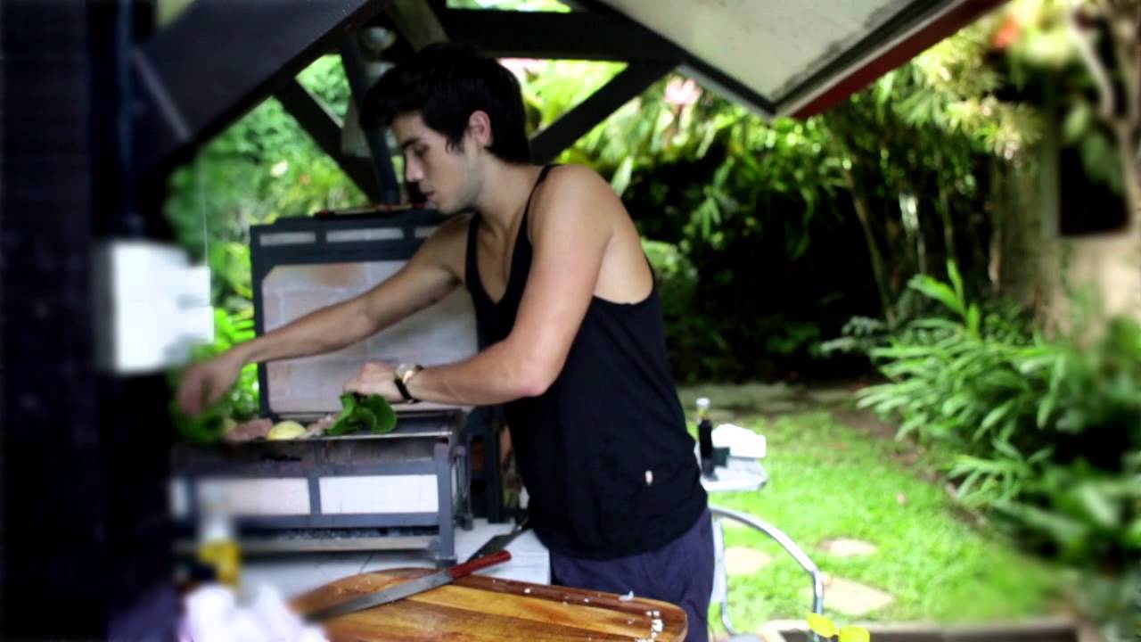 The Fat Kid Inside: Grilled Chicken And Mango Episode - YouTube