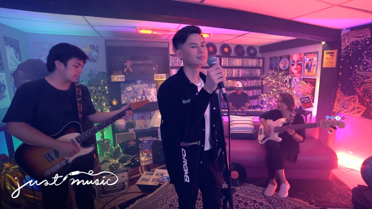 NKO | XOXO Full EP Live Session - YouTube