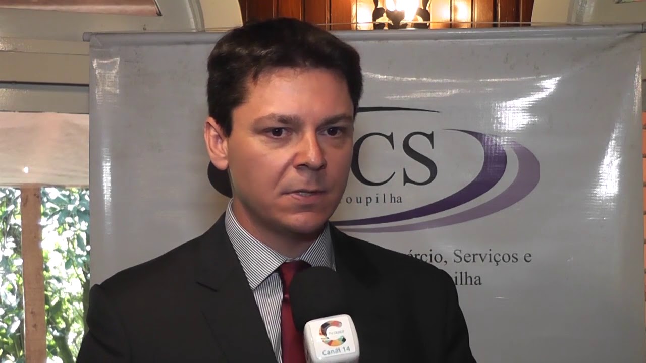 Entrevista sobre reforma política com Roger Fischer I 17082017 - YouTube