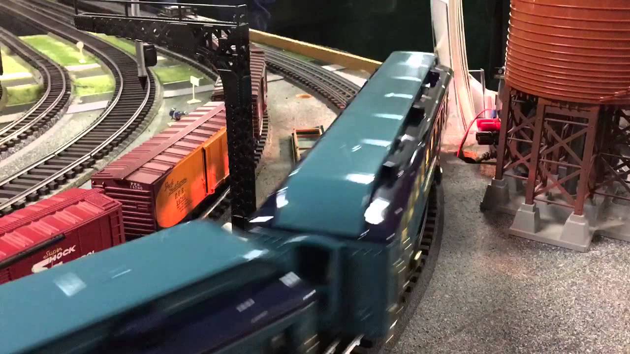 MTH / Lionel Blue Comet - YouTube