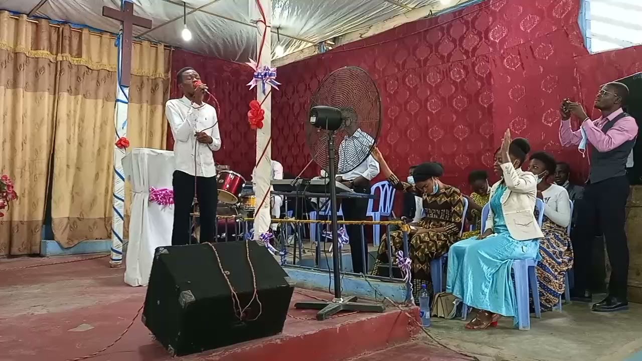 Bro Exaucé interprète Goël Mapoko dans Identité d'un vrai chrétien ...