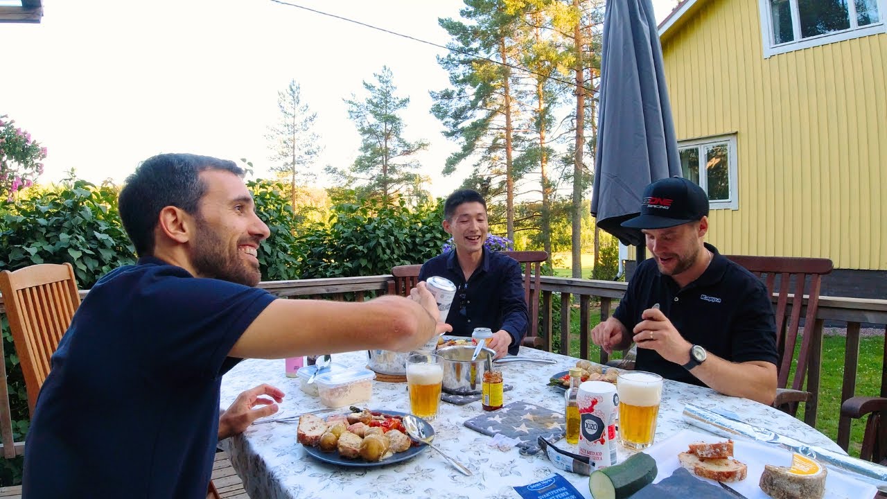 Finnish Summer BBQ Vlog : Finnish, Catalan & Japanese guys decided to ...