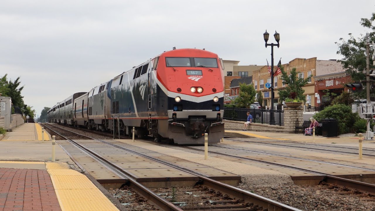 Amtrak 167 phase 7 p42 leading a train at Western Springs Illinois ...