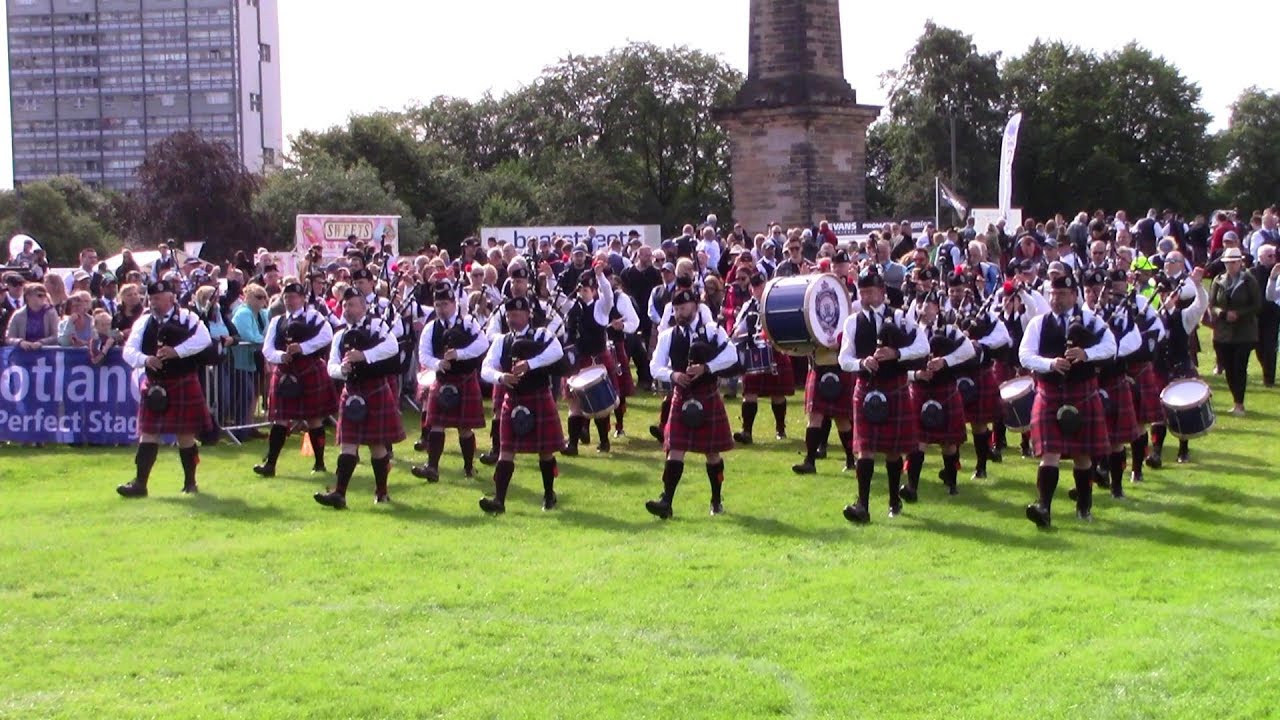 PEEL REGIONAL POLICE PIPE BAND PERFORM AT THE WORLDS 2019 - YouTube