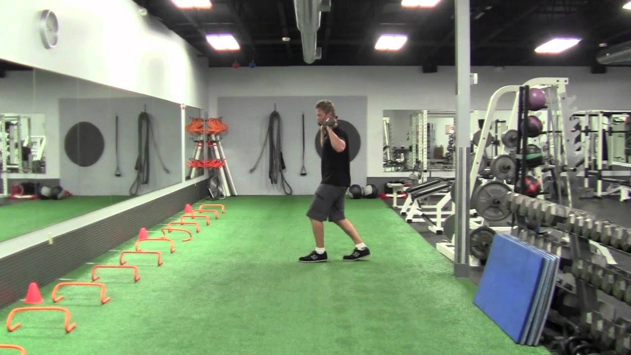 Walking Lunge with Dumbbell Military Press - YouTube