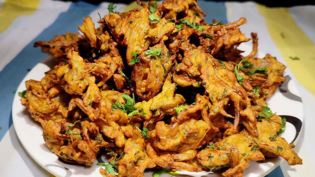 Pyaz Ke Pakode l Kanda Pakora l Ramzan Special Onion Pakora l - YouTube