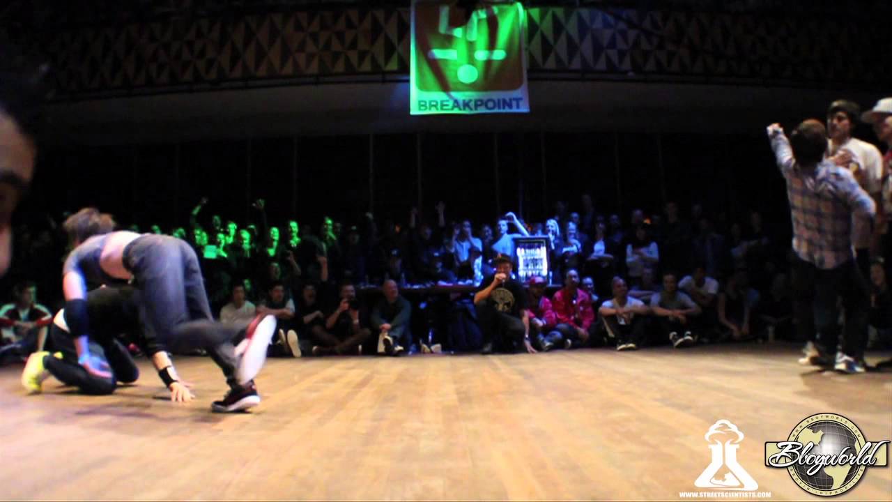 Body Carnival vs Magic Front // .BBoy World // BREAKING 3on3 EIGHT ...